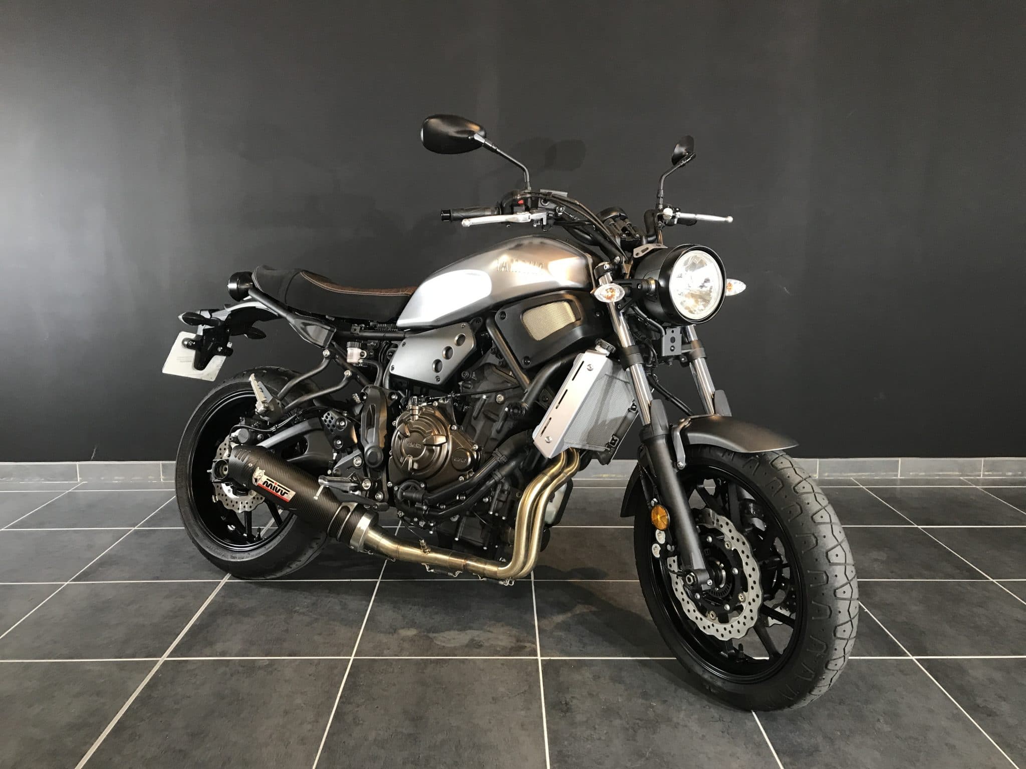 Yamaha XSR 700 - Adventure BMW