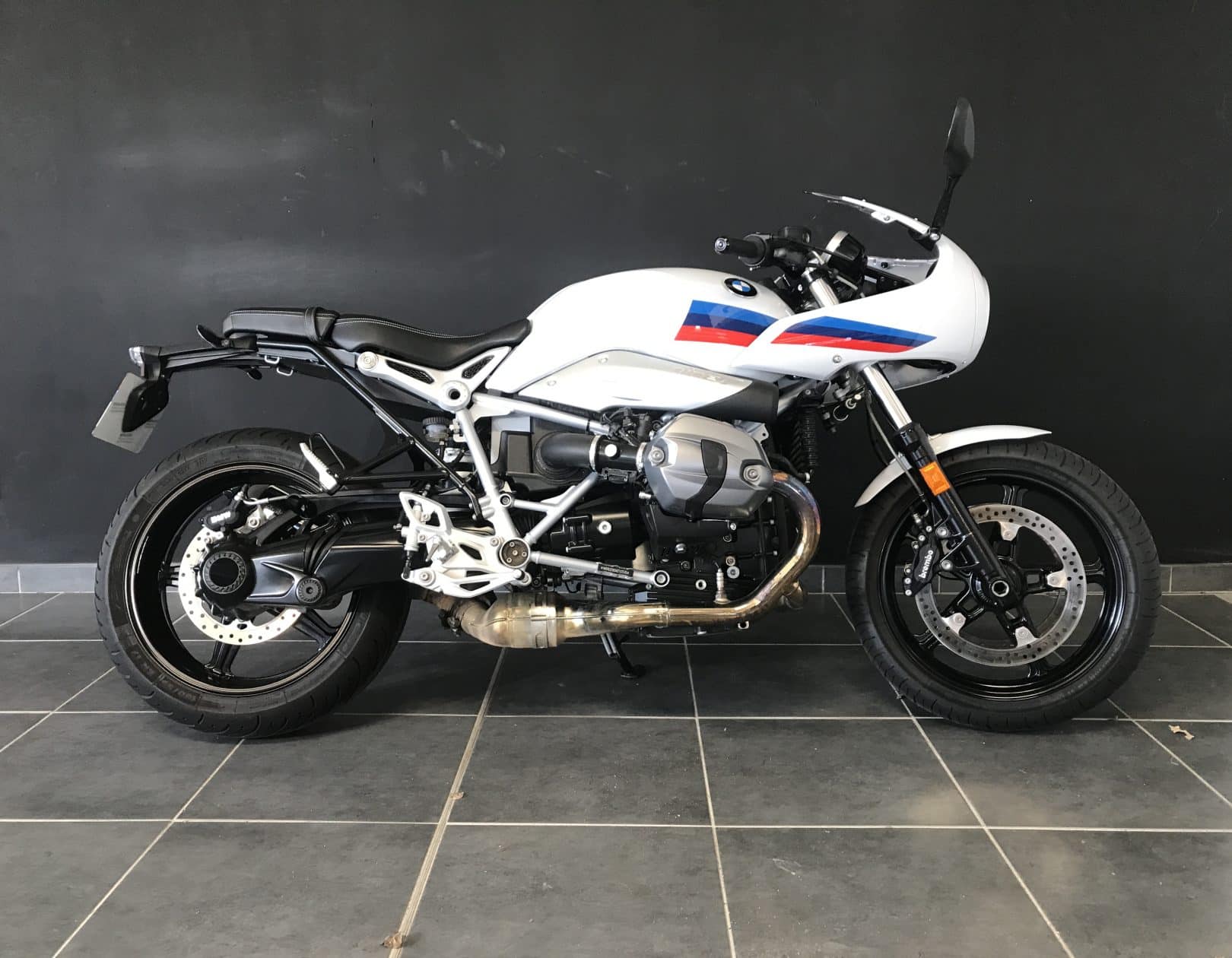 NINE T RACER - Adventure BMW