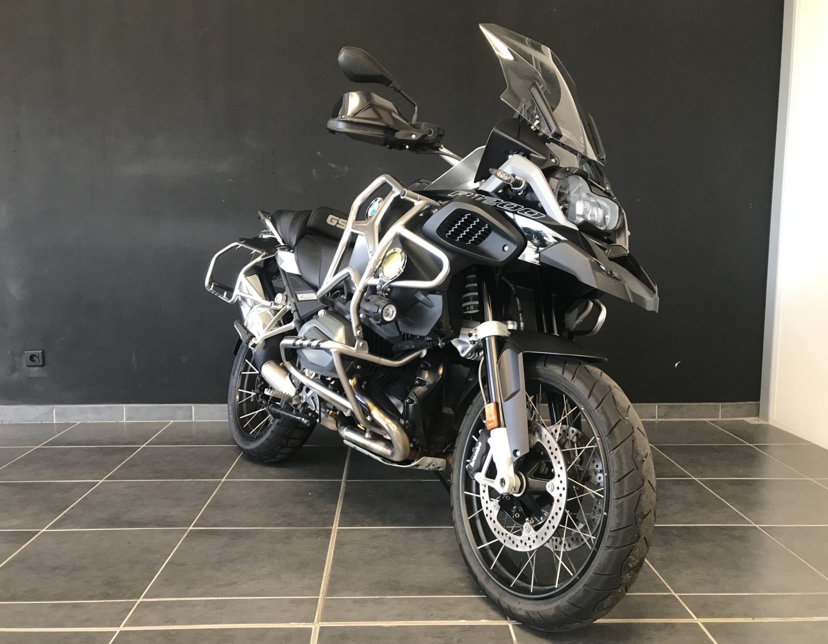 R1200GS ADVENTURE TRIPLE BLACK SURBAISSEE - Adventure BMW