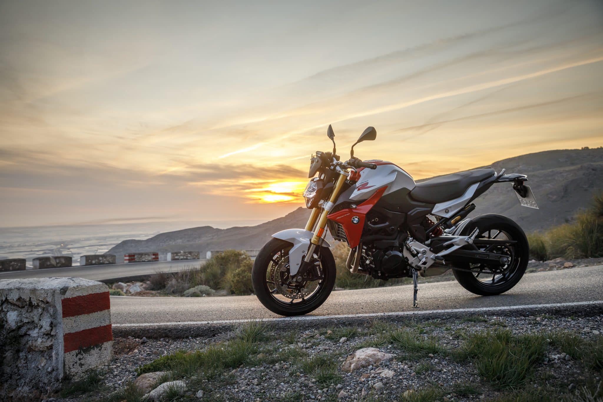BMW F 900 R - Adventure BMW