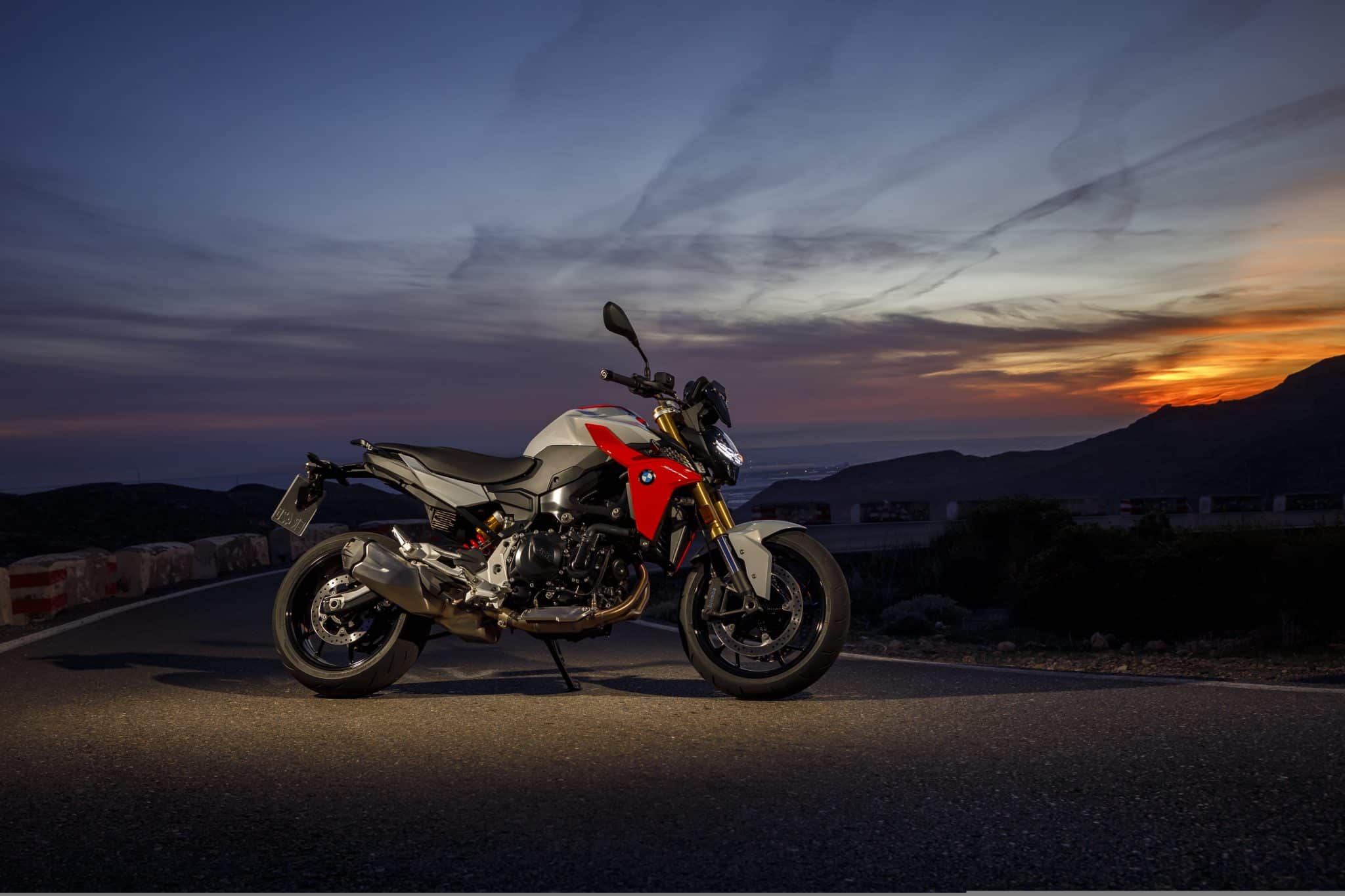 BMW F 900 R - Adventure BMW