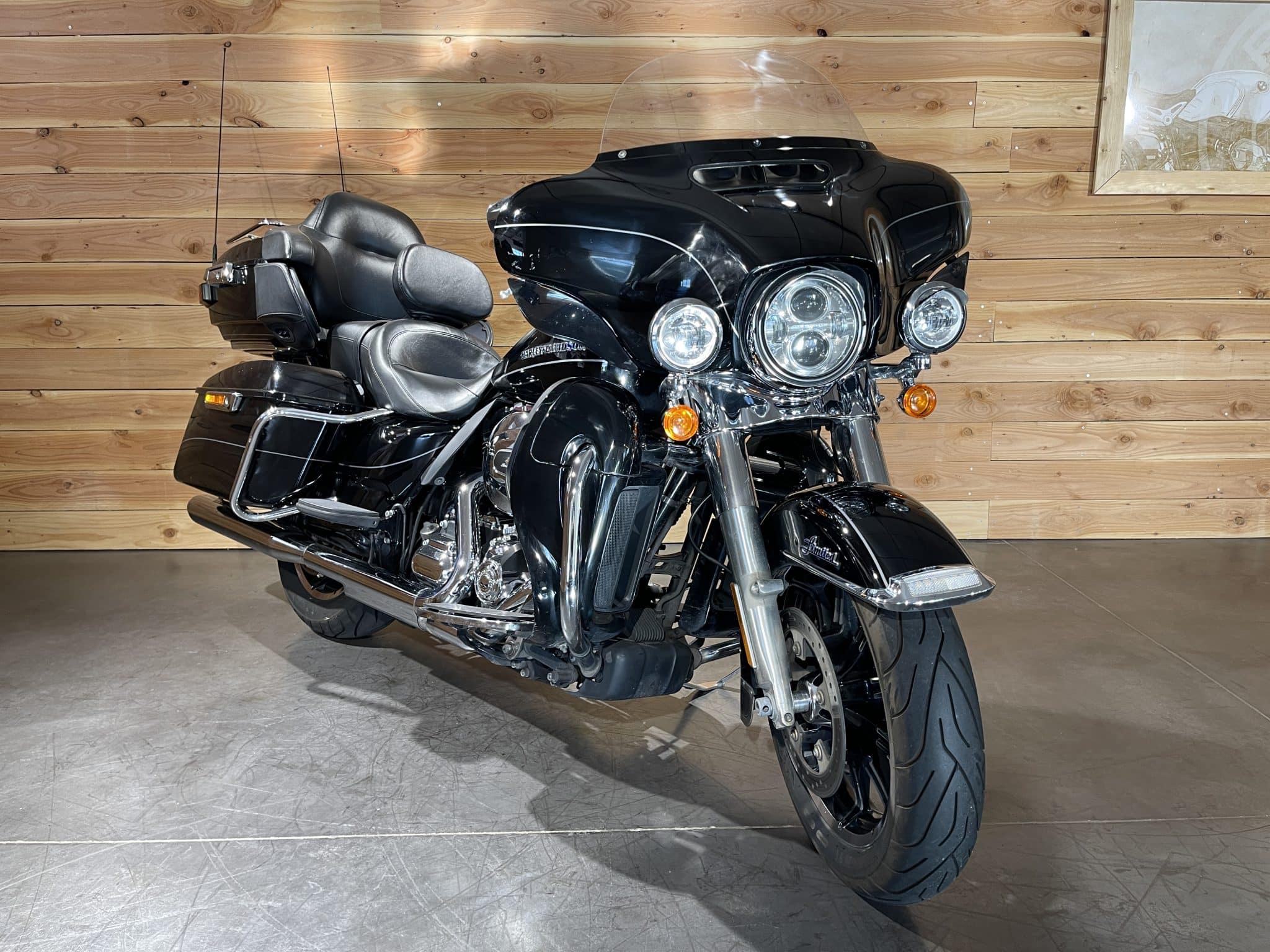 Harley David Electra Glide Ultra Limited 1690 Stage 1 - Adventure BMW