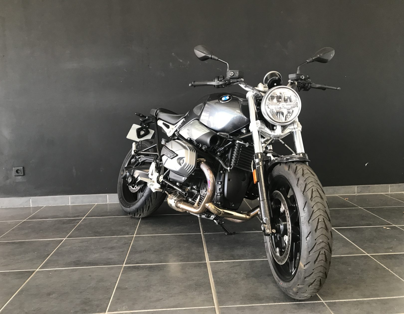 NINE T PURE - Adventure BMW