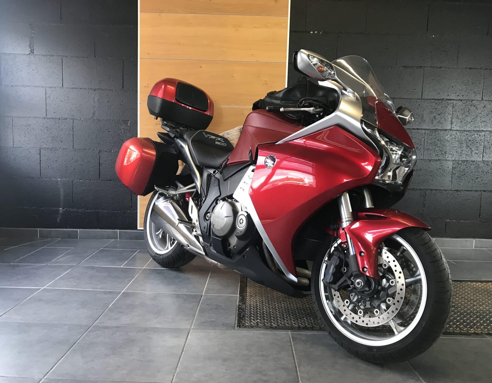 VFR 1200 F - Adventure BMW