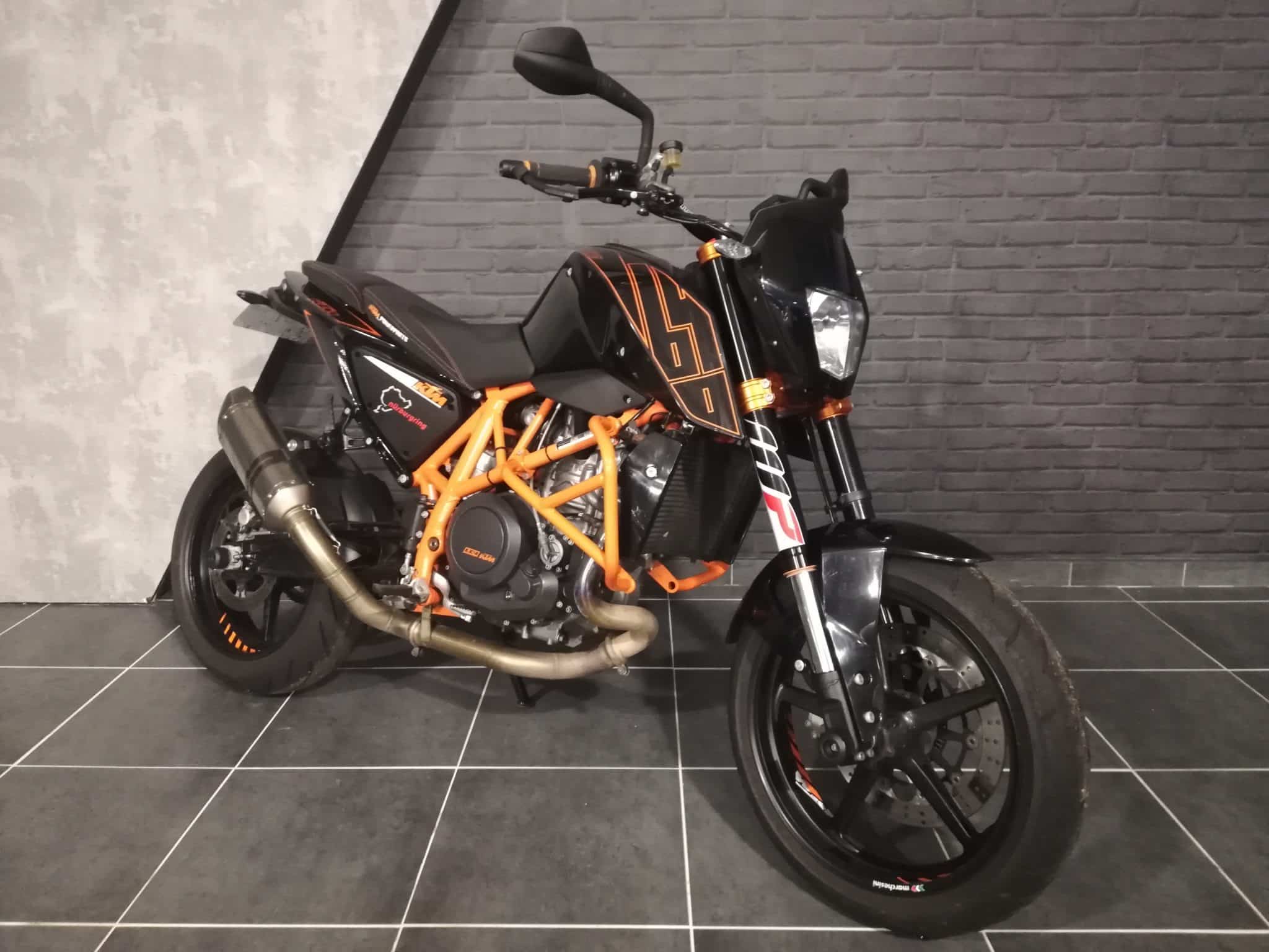KTM 690 DUKE - Adventure BMW